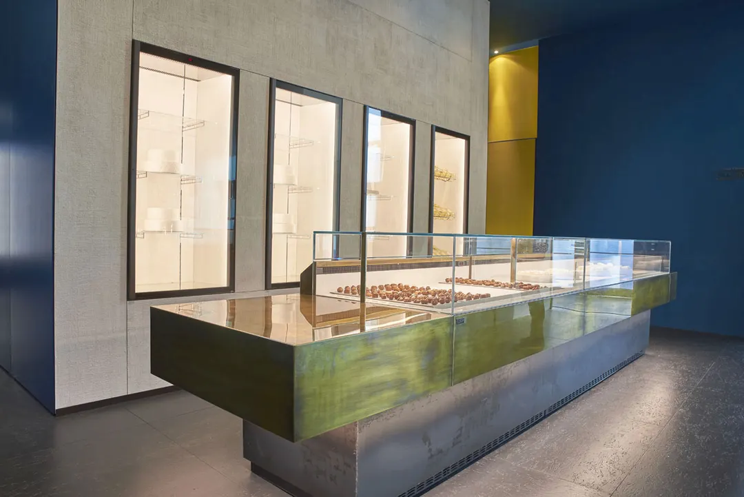 Oscartek GEM-TEK DP1300 51" Flat Refrigerated Deli Display Case